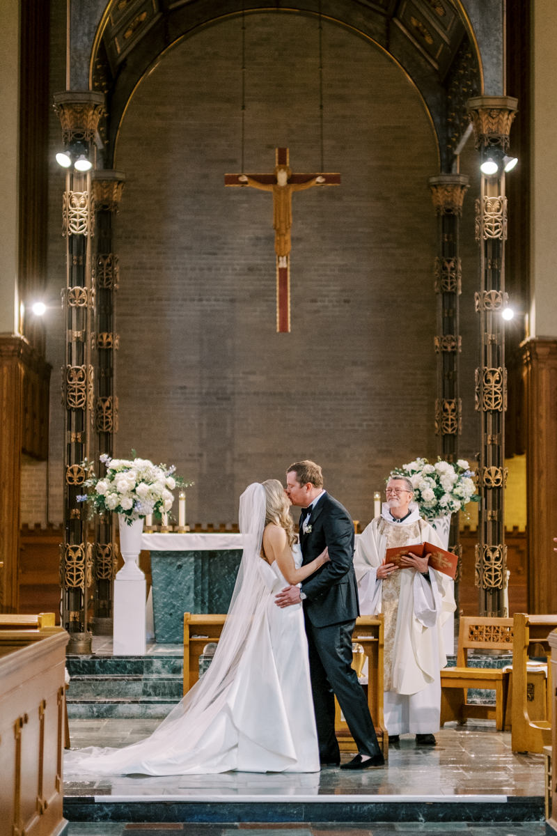 Aldrich Mansion Wedding: Jennifer & Andrew - melissastimpson.com