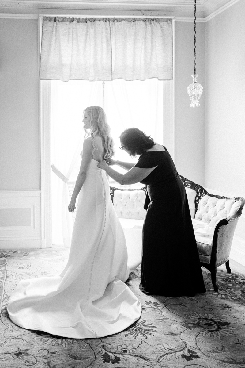 Aldrich Mansion Wedding: Jennifer & Andrew - melissastimpson.com